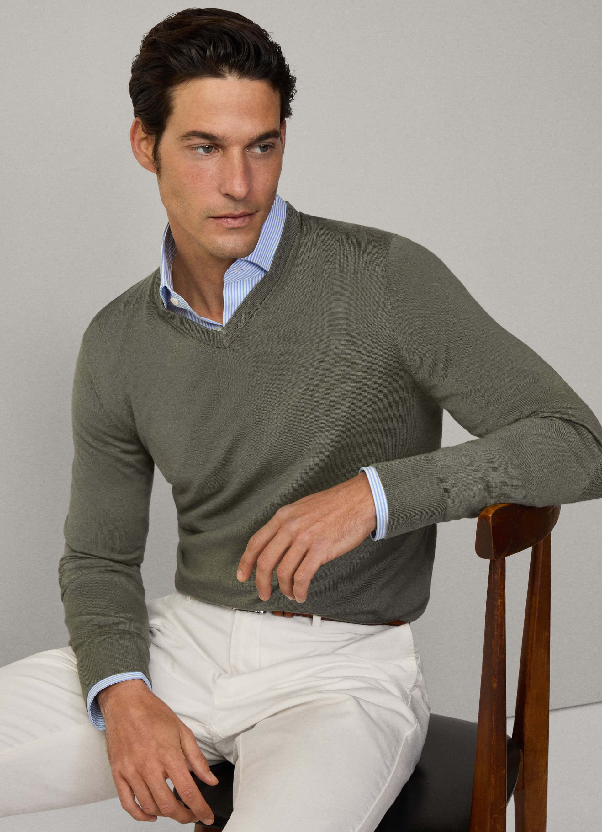 Pull Col V En Laine Mérinos | Hackett